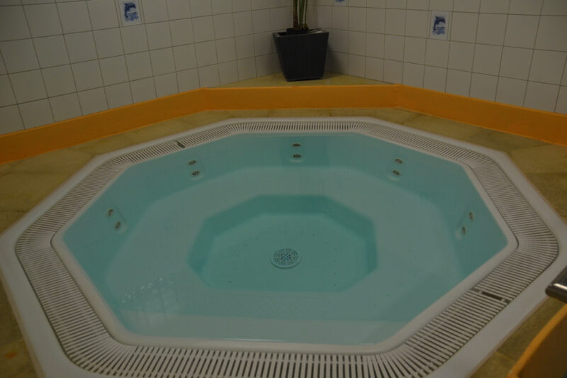 TRITON SWIMMING POOL - SWIM.BRUSSELS