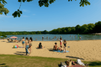 THE ARTIFICIAL BEACH OF DE PLAS IN ROTSELAAR - SWIM.BRUSSELS